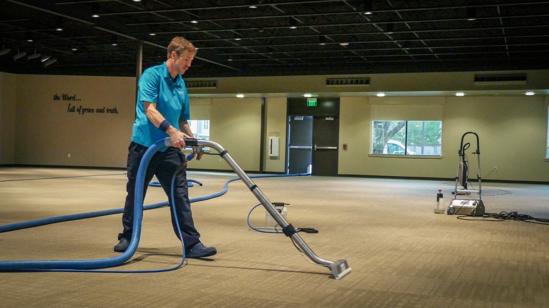 Tips on How to Vacuum Properly | Pacific Modular